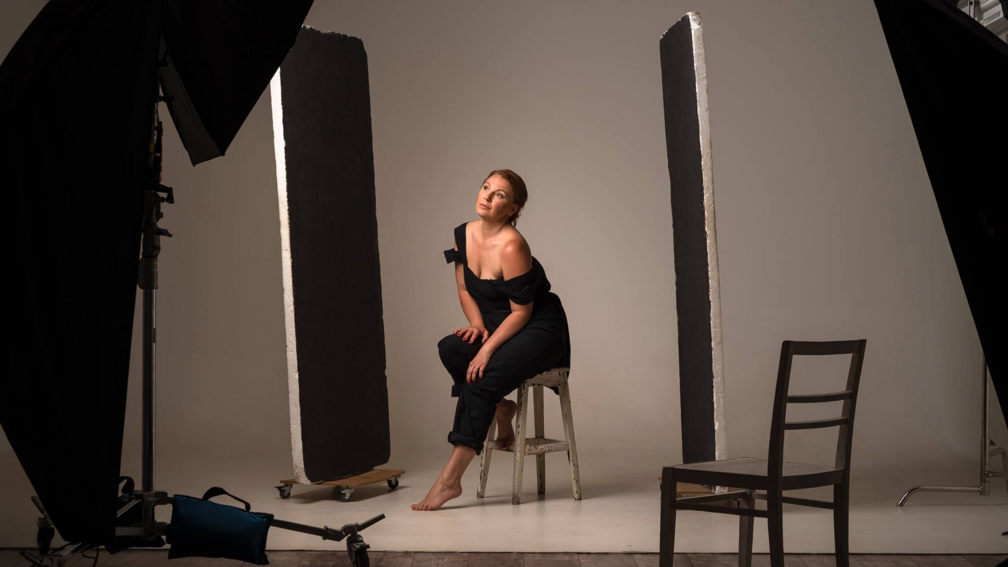 Flagging Lights — How to Use Flags for Filmmaking & Photos