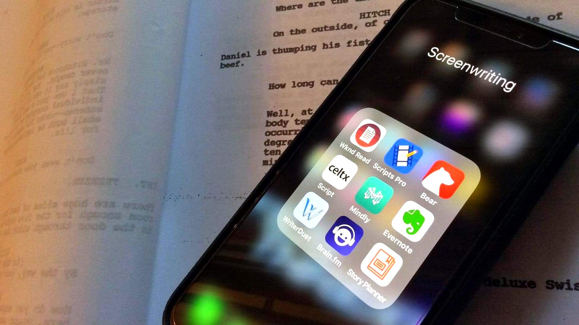 19 Best Screenwriting Apps