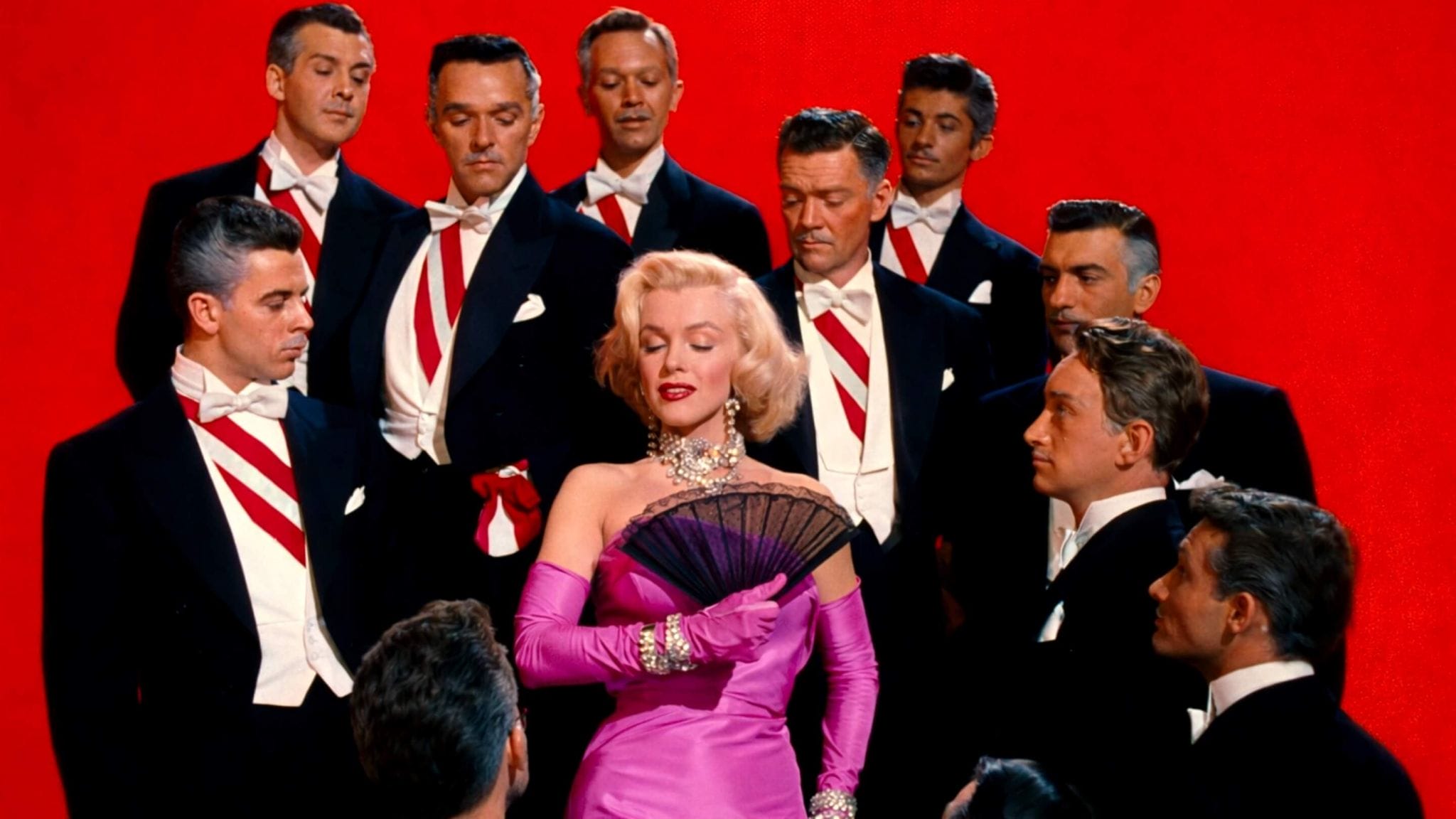What is the Male Gaze? Definition and Examples in Film