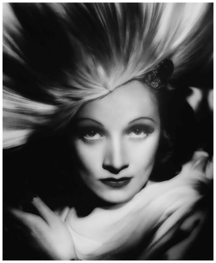 What is Butterfly Lighting — Definition, Examples and Setups